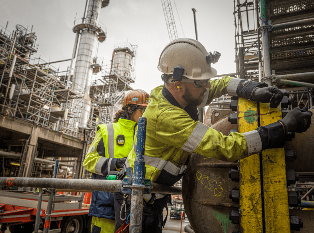 Bilfinger neemt industriële dienstverlening Stork over - Europoort ...