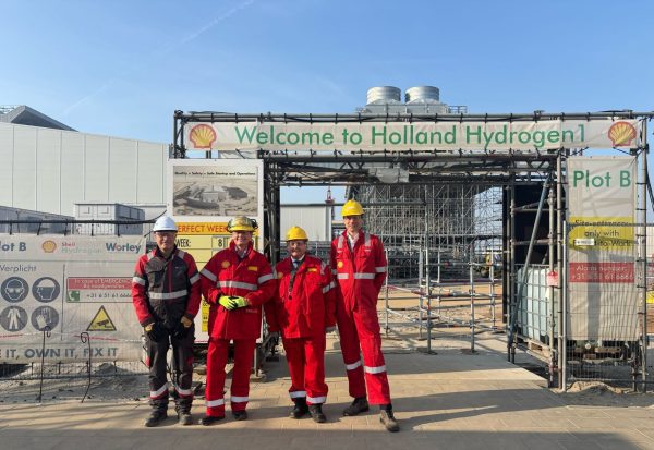 Holland Hydrogen I ontvangt staatssecretaris - Europoort Kringen Magazine