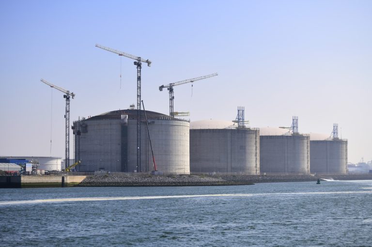 ‘Tank 4 project’ Gate terminal gaat laatste jaar in - Europoort Kringen ...